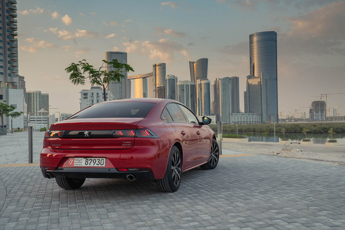 StriveME - بيجو 508 الجديدة تسحرنا خلال تجربتنا لها في الإمارات